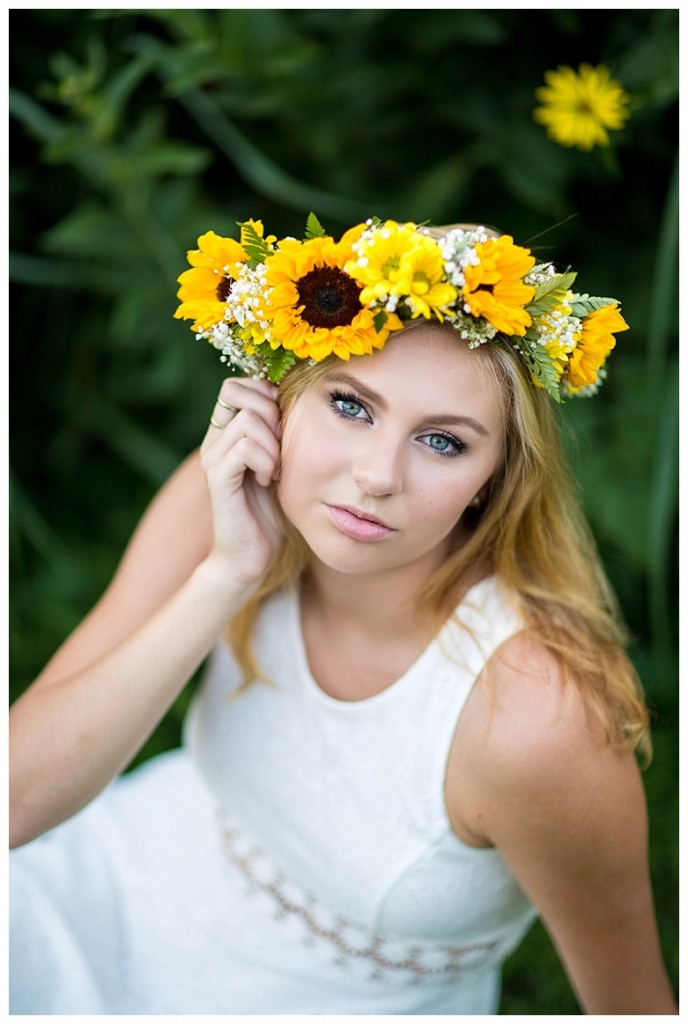 Kayla Moss | Sunflowers & Sunset Senior Session | Hope Taylor Photography