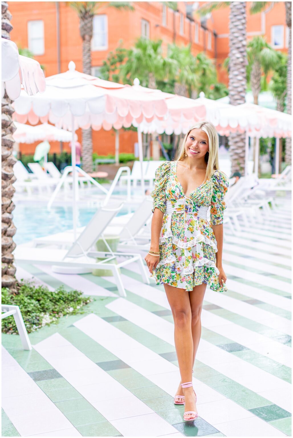 Hannah's Savannah Senior Portraits at Hotel Bardo | Hope Taylor Photography